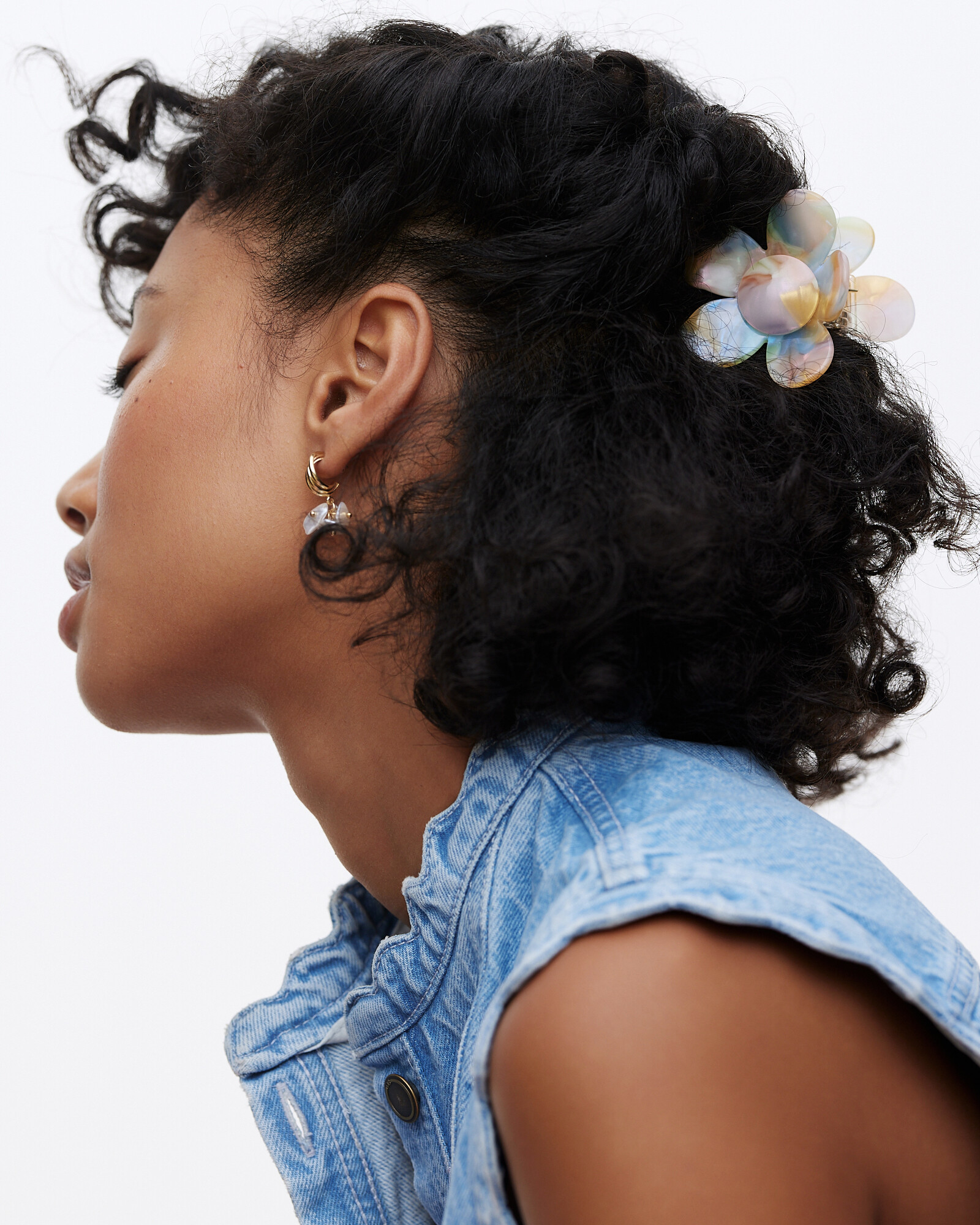 Agnes Flower Shimmer Hair Claw Clips | Oliver Bonas