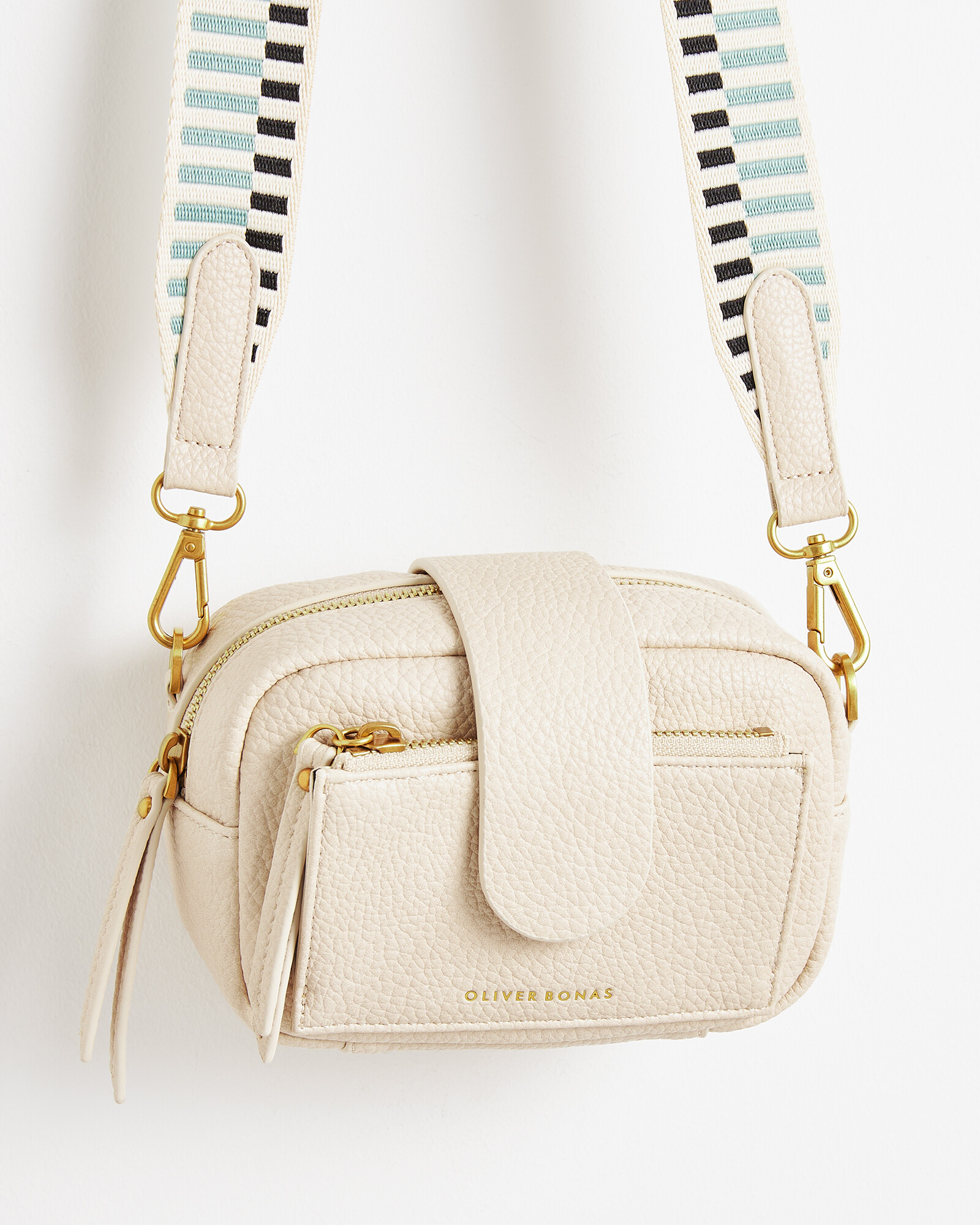 Cora Cream Crossbody Bag | Oliver Bonas