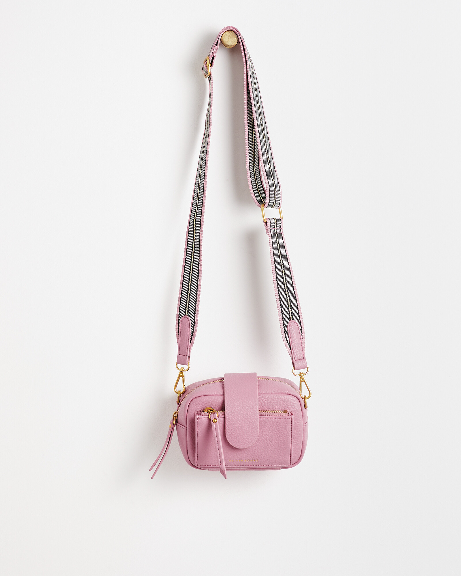 Cora Dusty Pink Crossbody Bag | Oliver Bonas