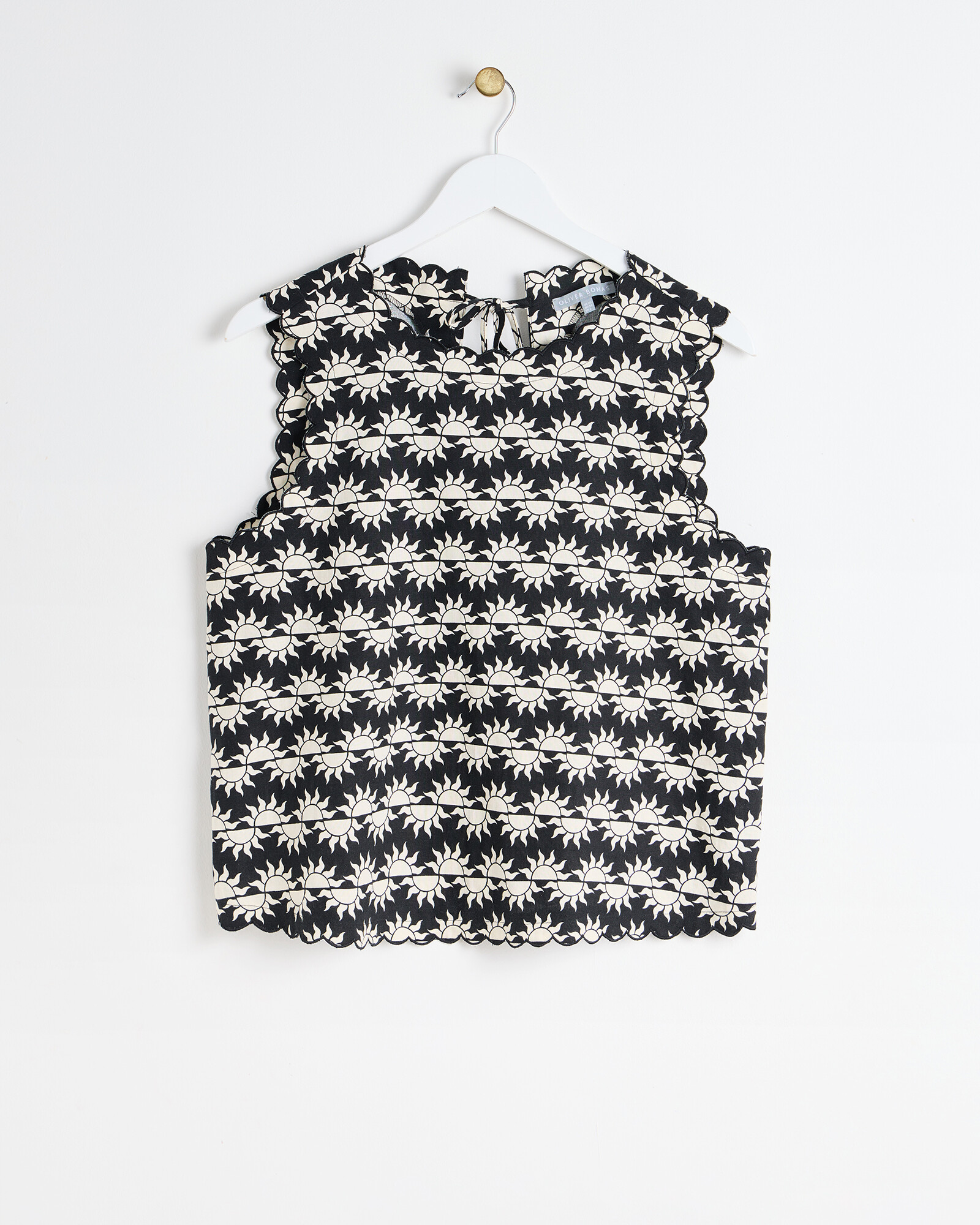Monochrome Sun Print Shell Top | Oliver Bonas