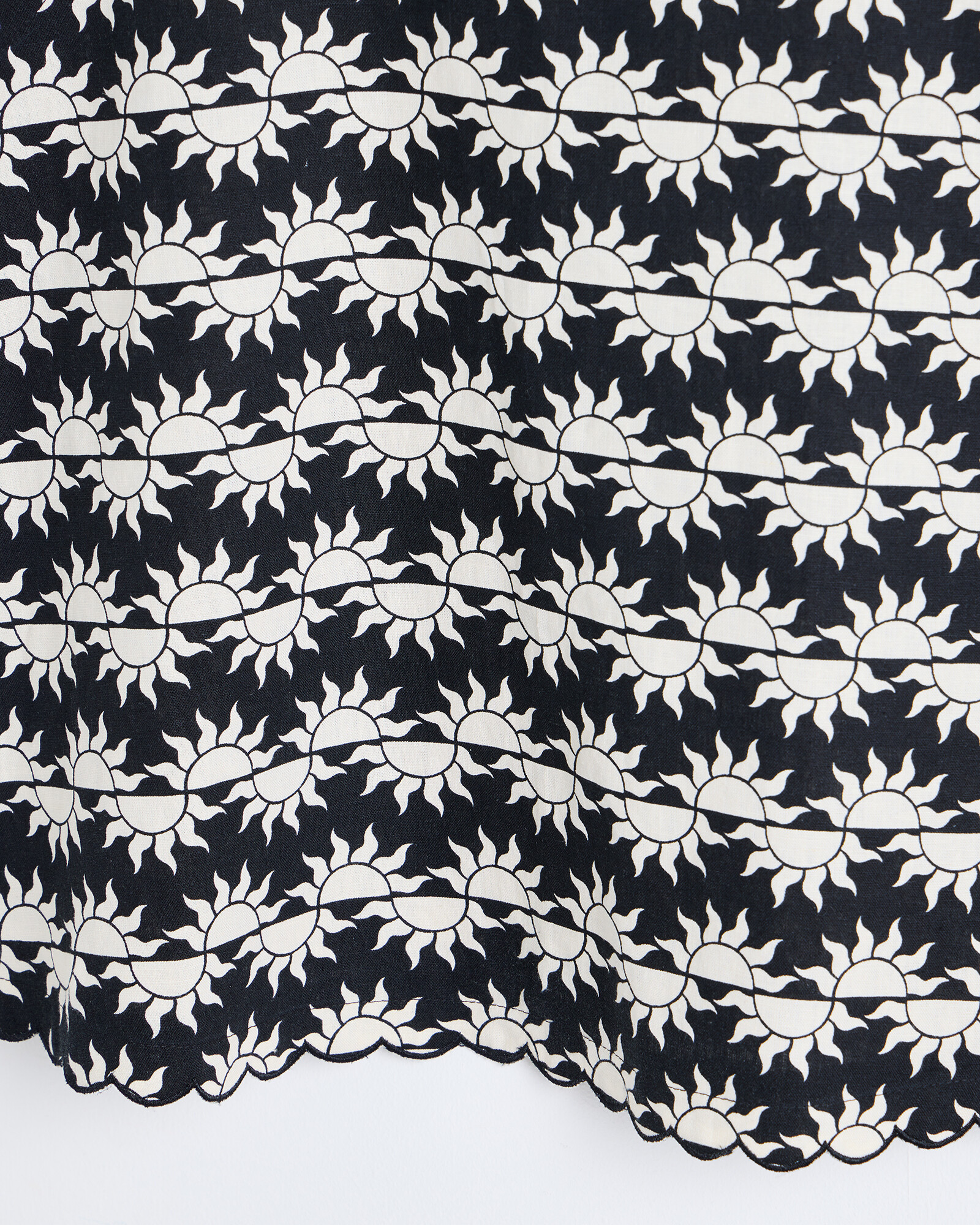 Monochrome Sun Print Shell Top | Oliver Bonas