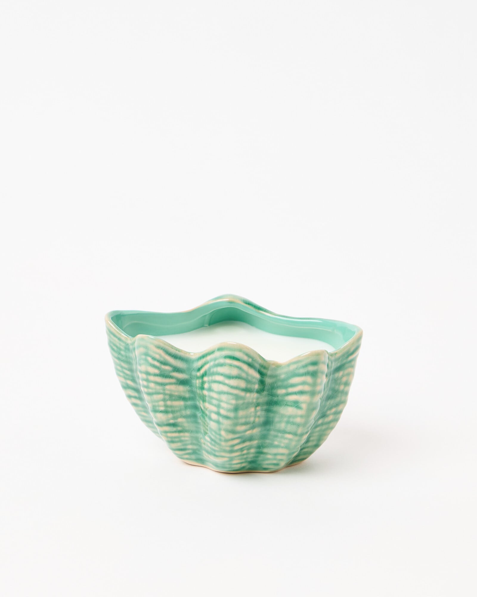 Maris Green Ceramic Shell Coconut & Sandalwood Candle | Oliver Bonas