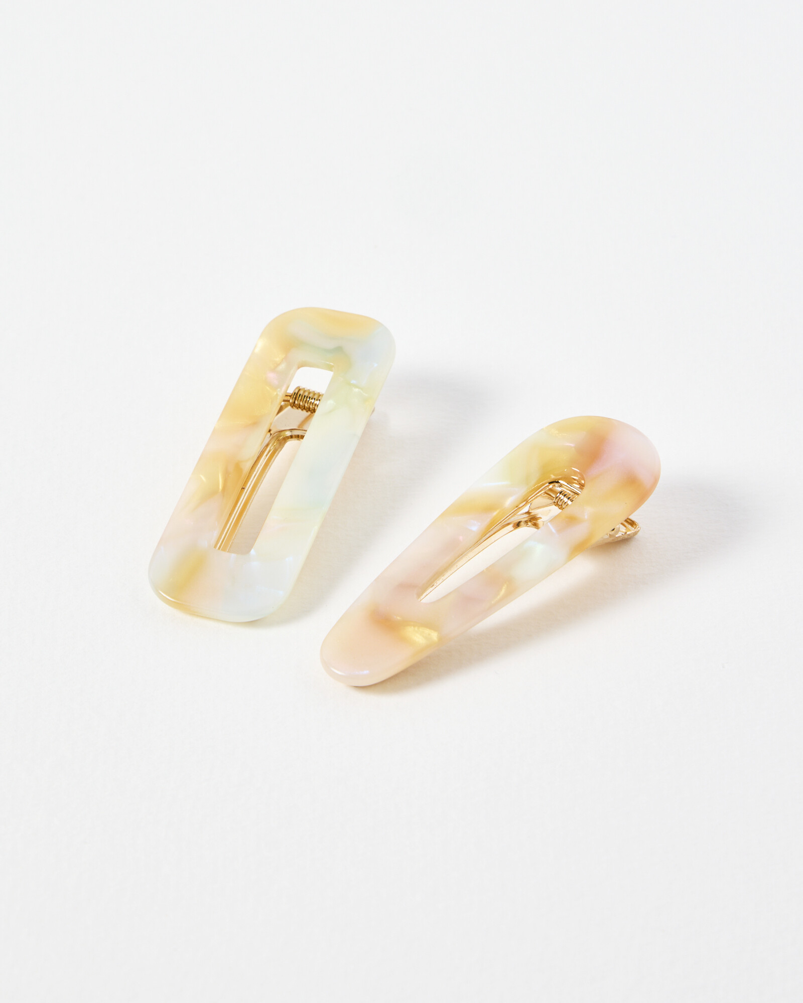 Edith Cream Resin Hair Clips Set of Two | Oliver Bonas