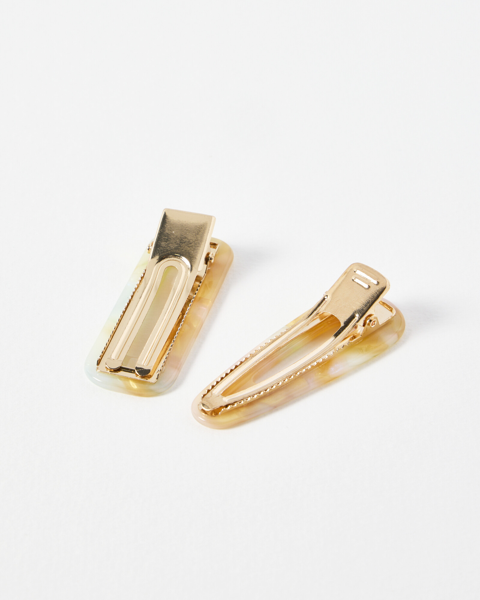 Edith Cream Resin Hair Clips Set of Two | Oliver Bonas