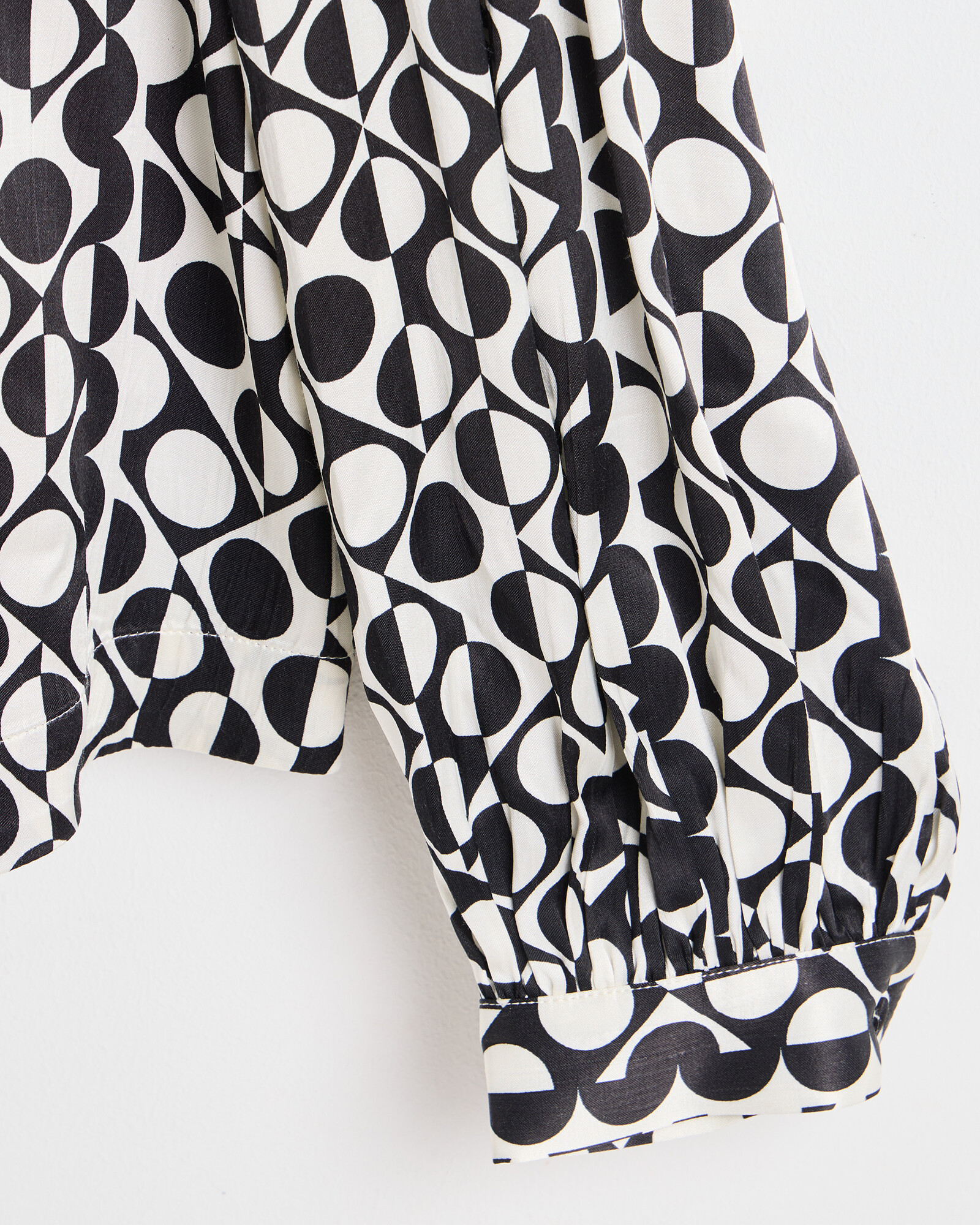 Black & White Geometric Circle Long Sleeve Blouse | Oliver Bonas