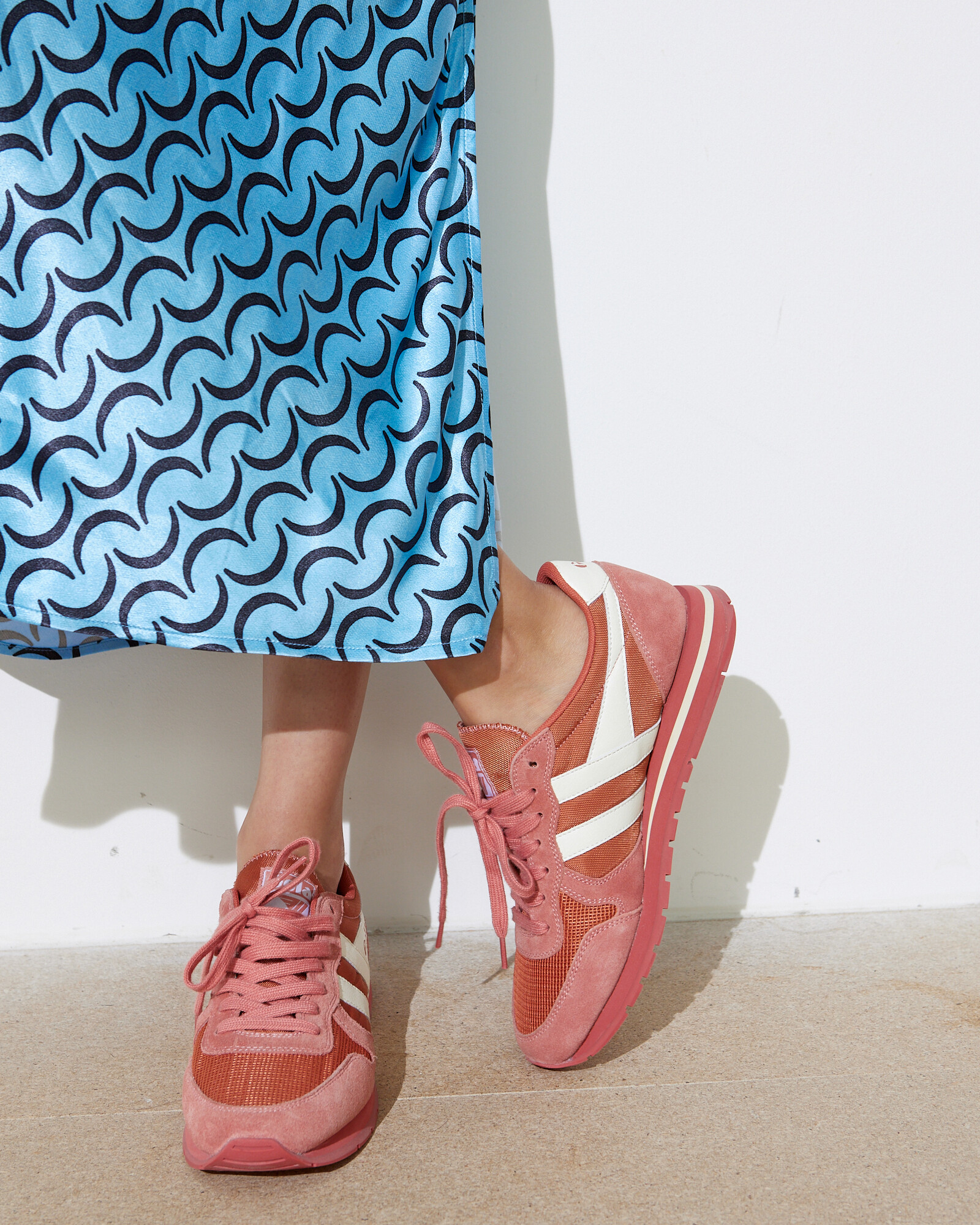 Gola Daytona 88 Pink Leather Trainers | Oliver Bonas