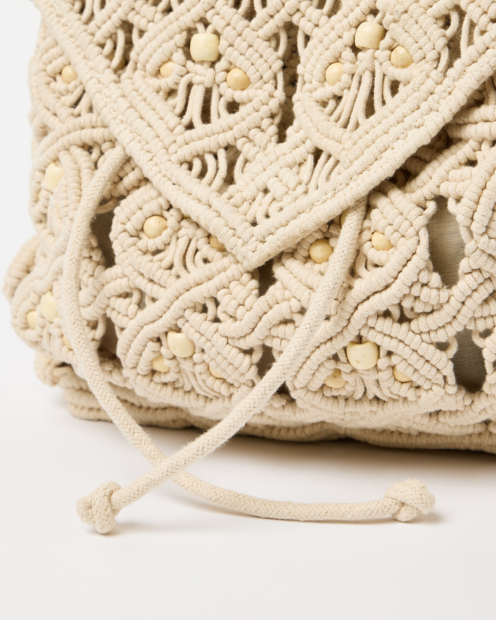 Jaden Cream Macrame Backpack | Oliver Bonas
