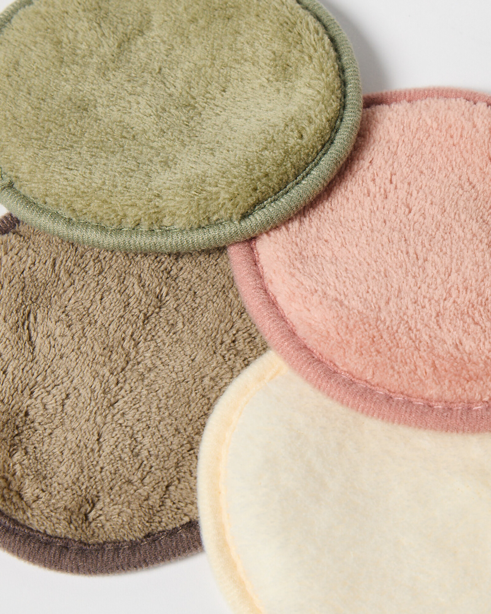 Danielle Creations Reusable Makeup Removal Pads Set of Four | Oliver Bonas