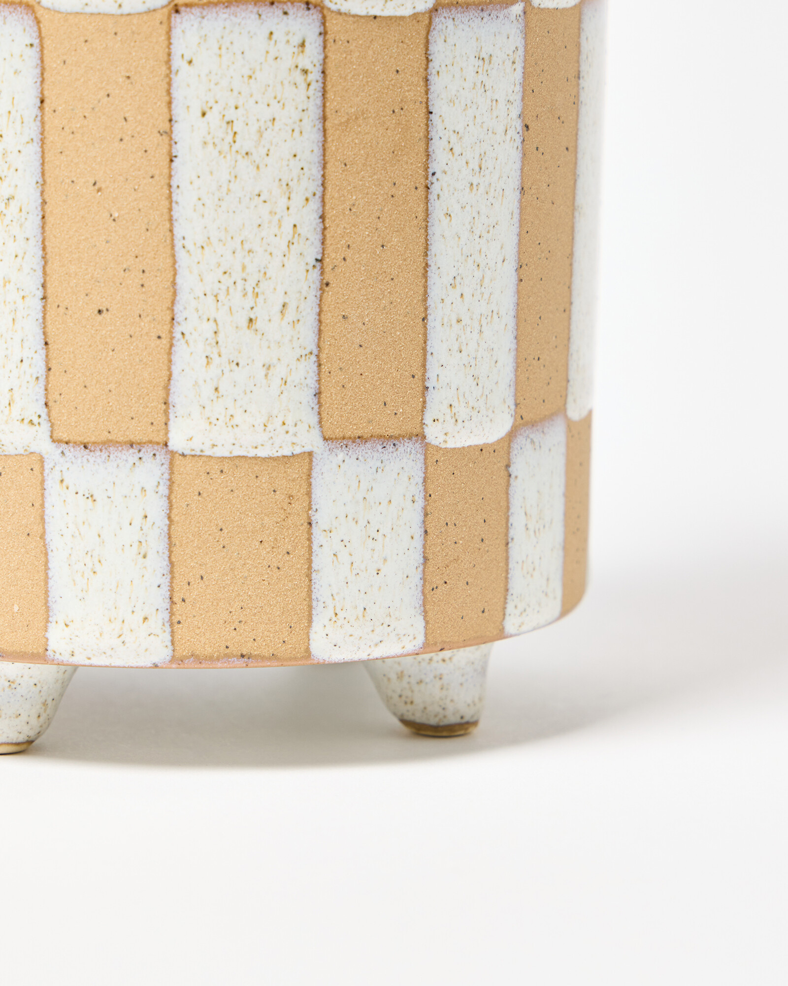 Noi Chequerboard Beige Ceramic Plant Pot Small | Oliver Bonas