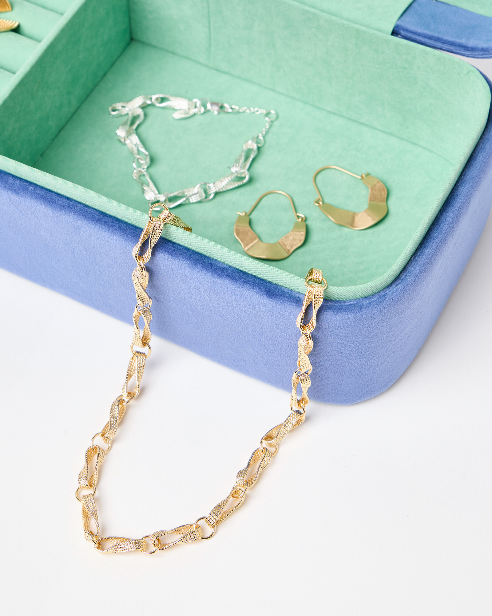 Blue Velvet Curved Jewellery Box Large | Oliver Bonas
