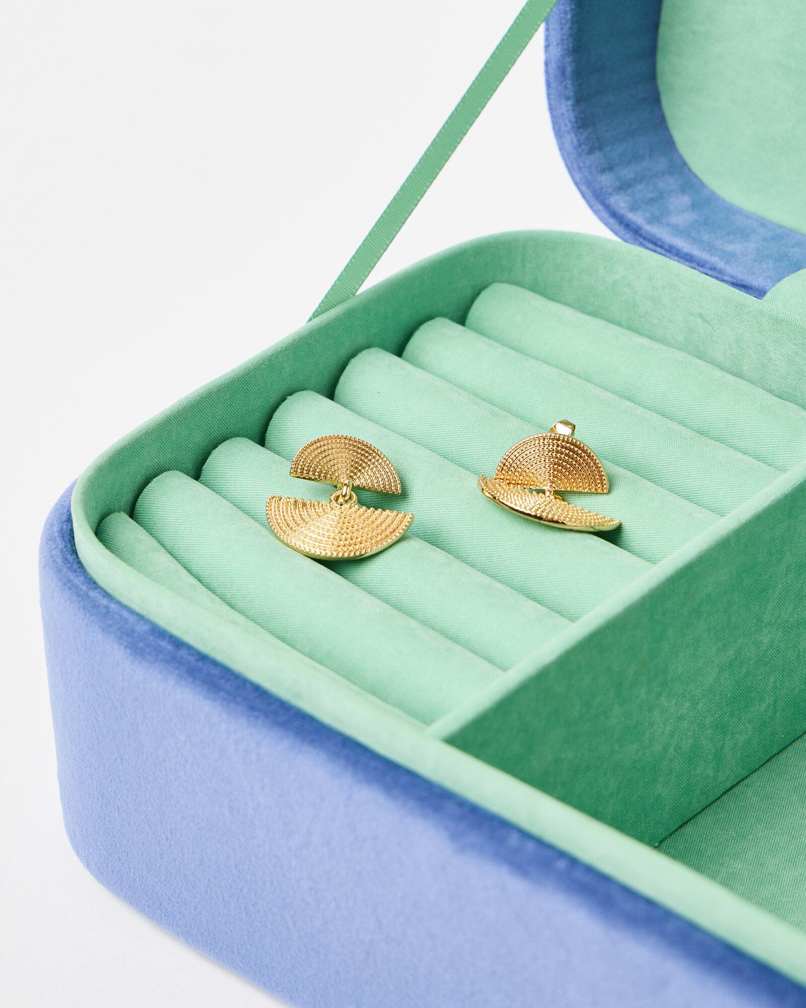 Blue Velvet Curved Jewellery Box Large | Oliver Bonas