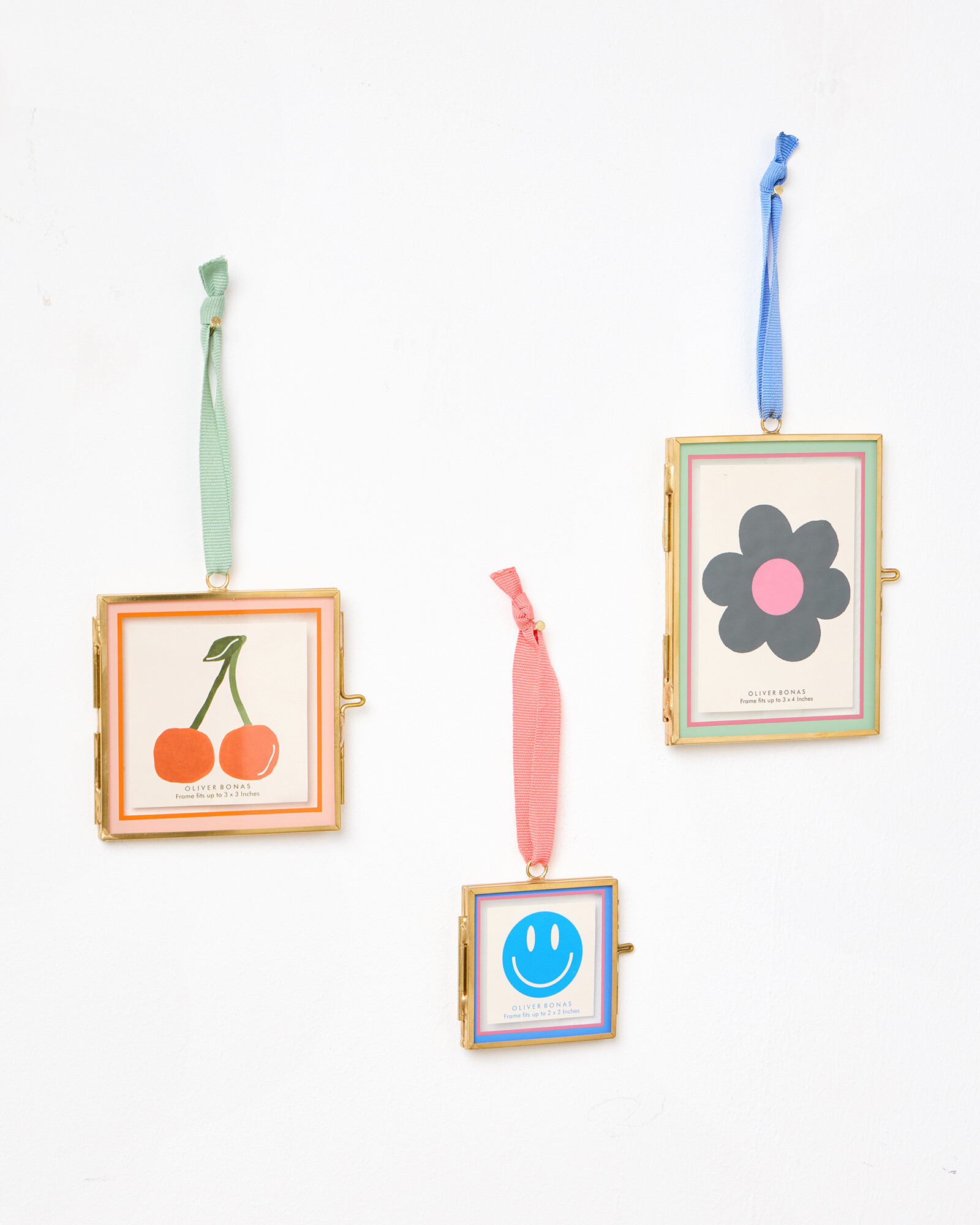 Colour Block Mini Hanging Photo Frame 3x4" | Oliver Bonas