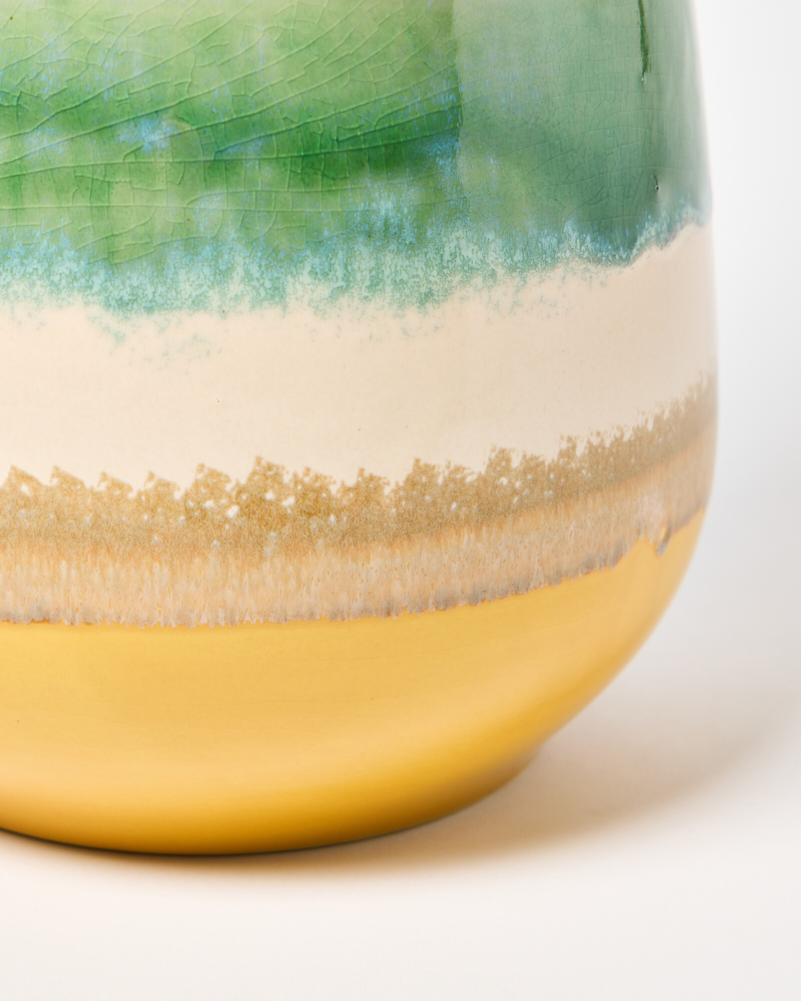 Aria Green Ceramic Plant Pot Large | Oliver Bonas