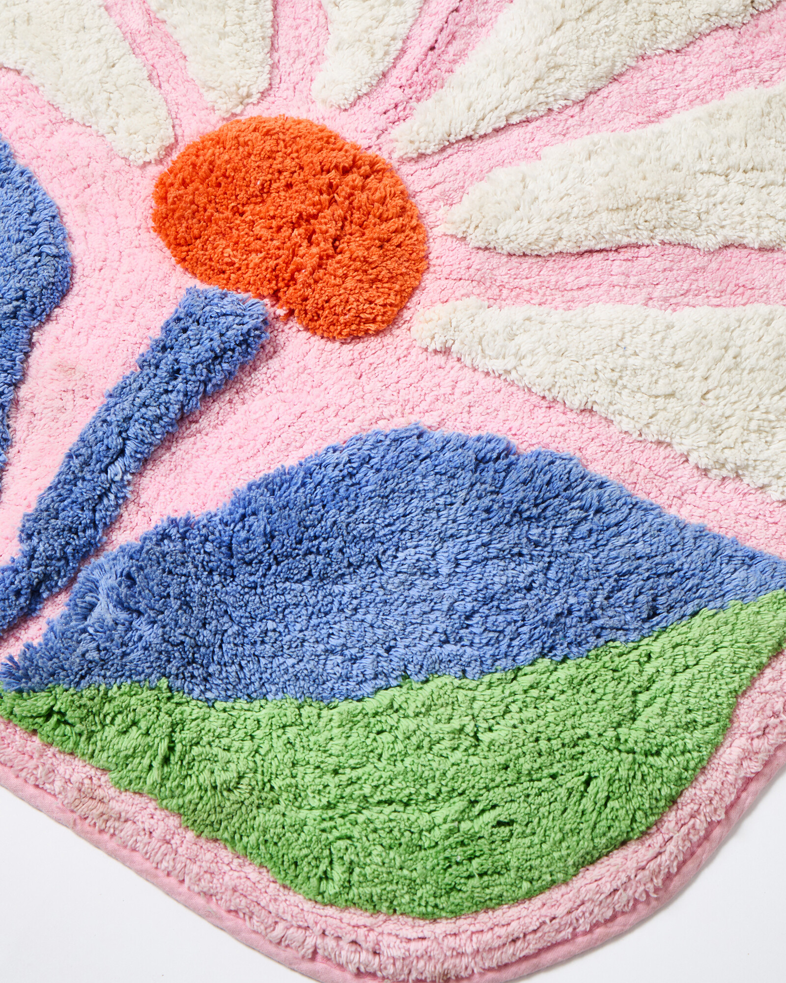 Flower Pink Round Bath Mat | Oliver Bonas