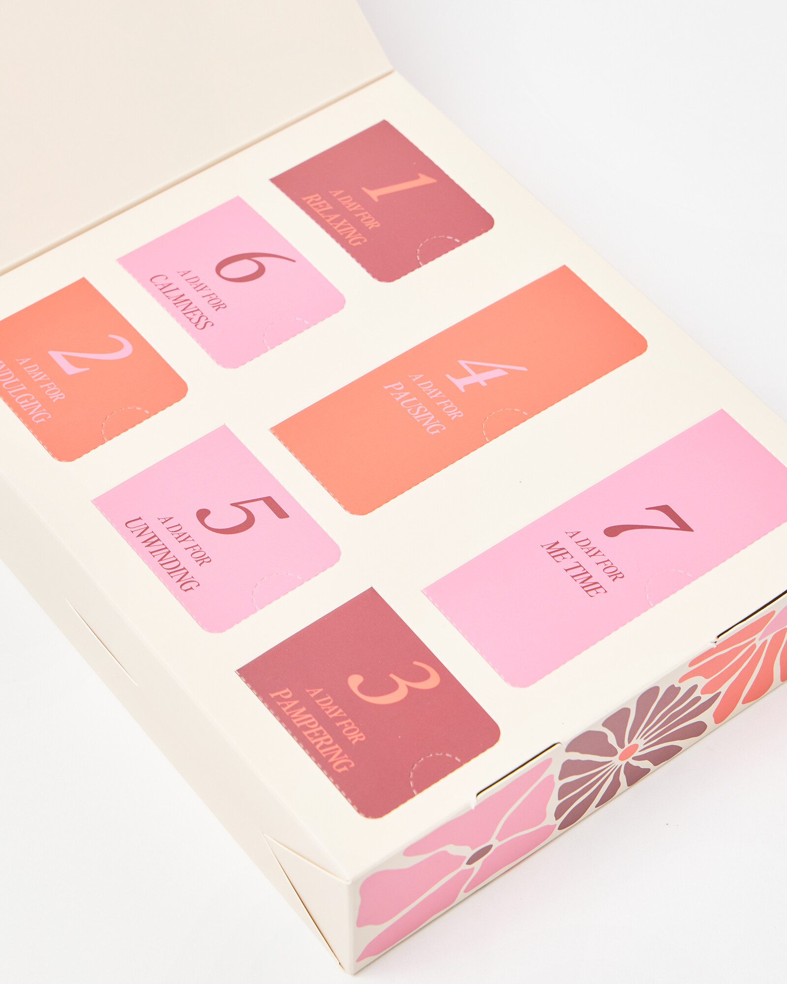 7 Days of Pampering Beauty Gift Set | Oliver Bonas