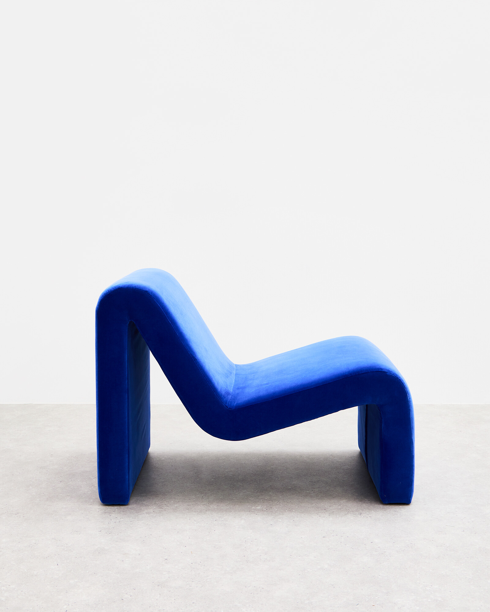 Pambo Cobalt Blue Velvet Lounge Chair | Oliver Bonas