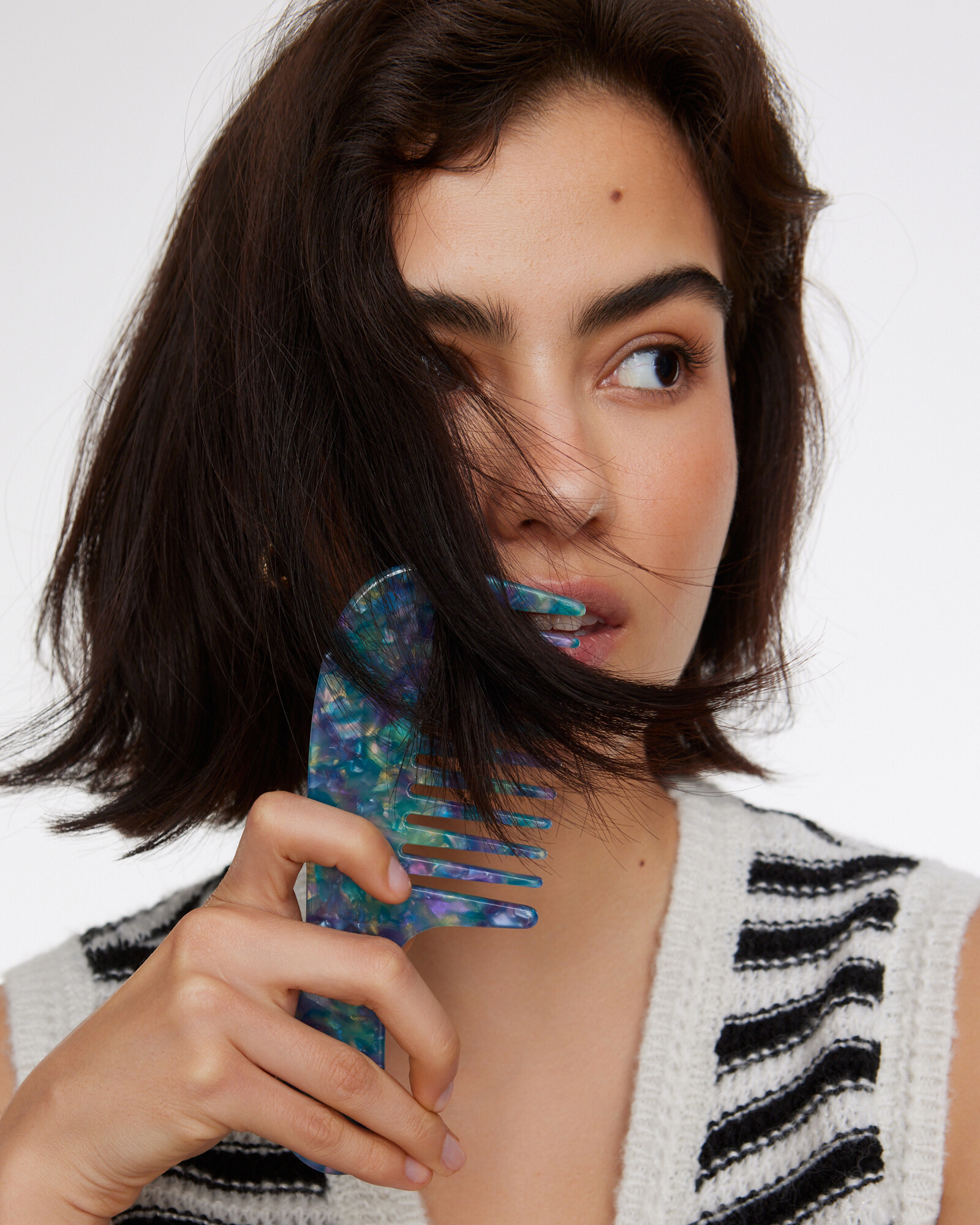 April Blue Resin Hair Comb | Oliver Bonas