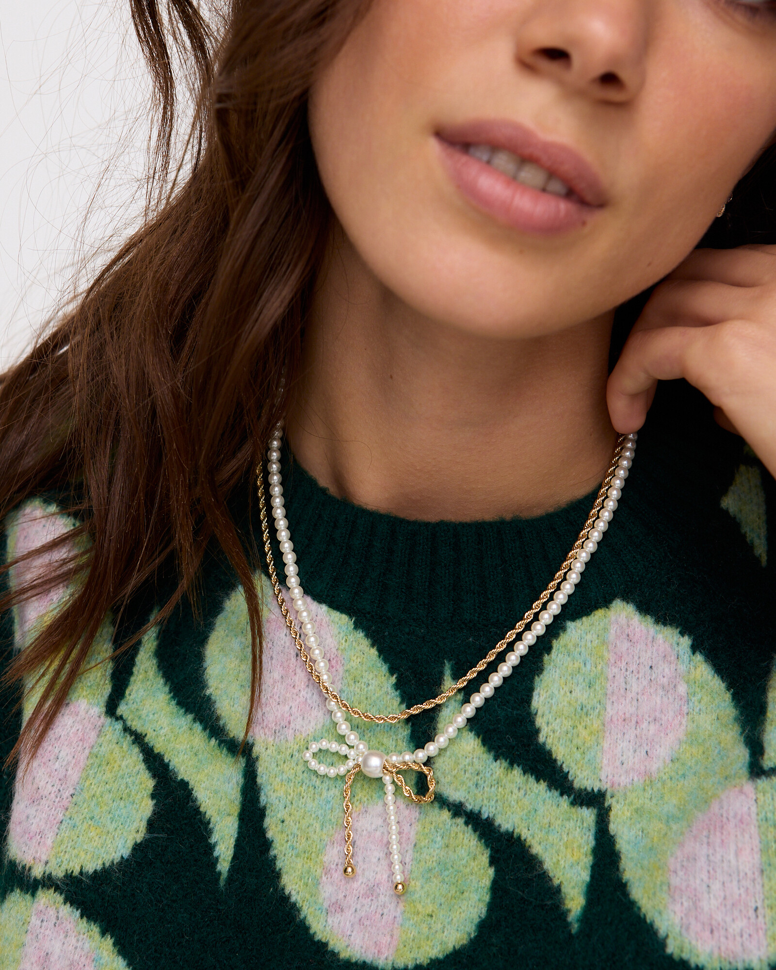 Cece Rope Chain & Faux Pearl Bow Layered Necklace | Oliver Bonas