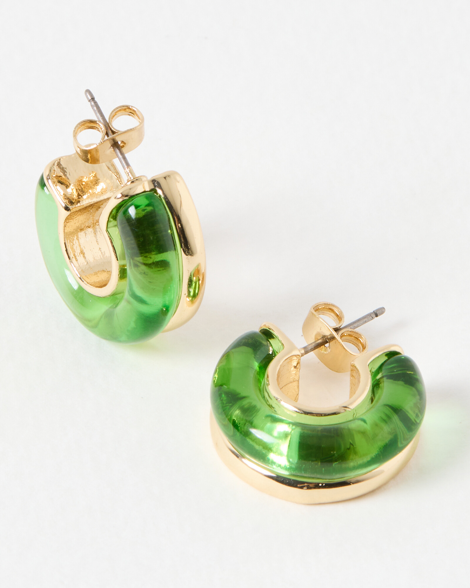 Jenelle Resin Green & Gold Tone Chunky Hoop Earrings | Oliver Bonas