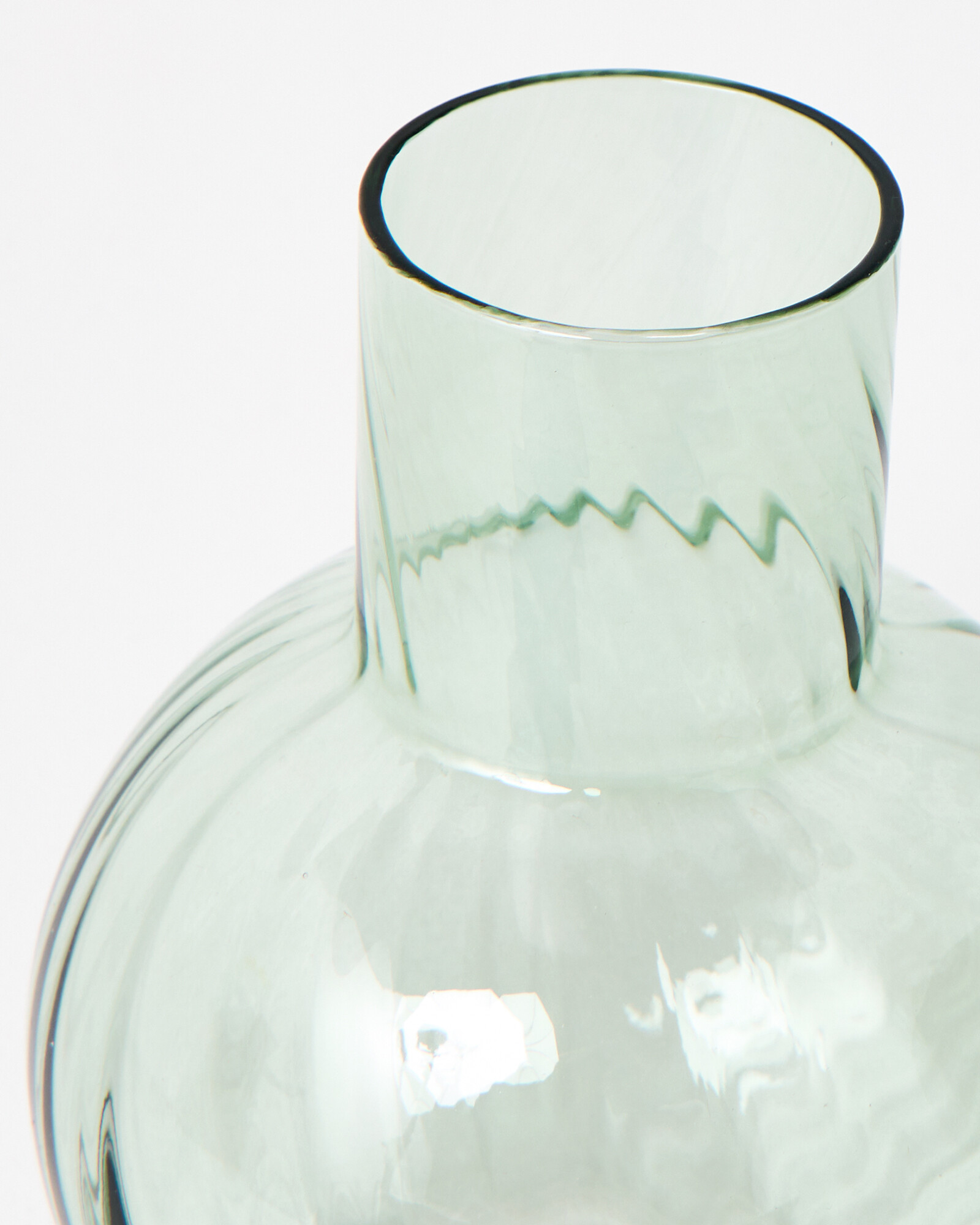 Amira Green Carafe & Tumbler Gift Set | Oliver Bonas
