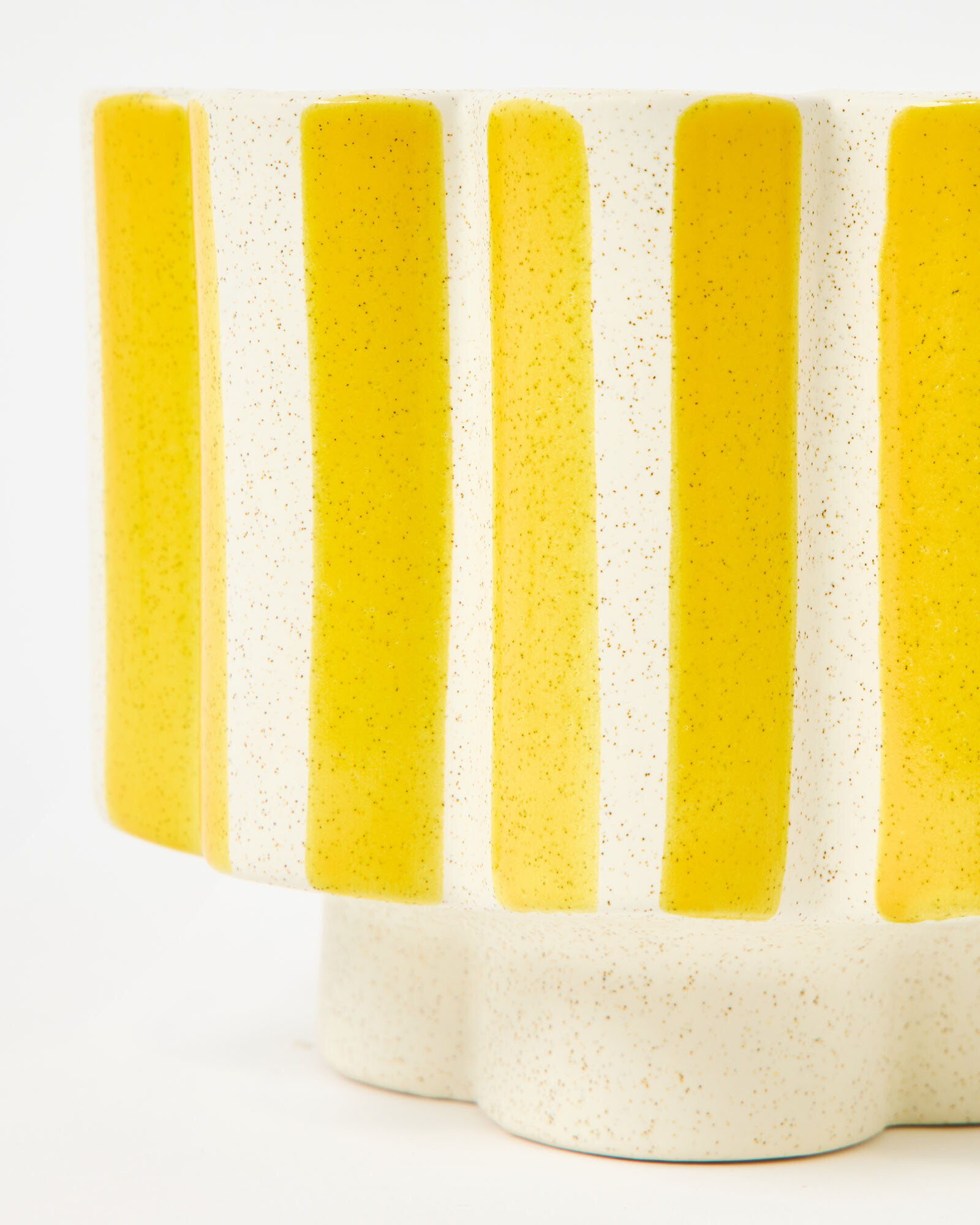Joya Yellow Scalloped Stripe Plant Pot Large | Oliver Bonas