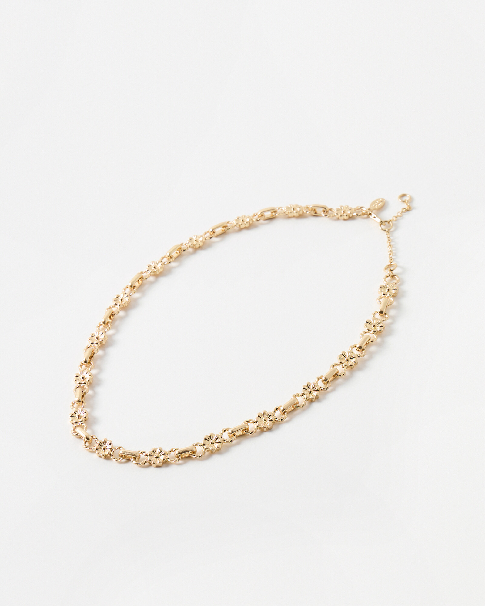 Twyla Textured Flower Chain Necklace | Oliver Bonas