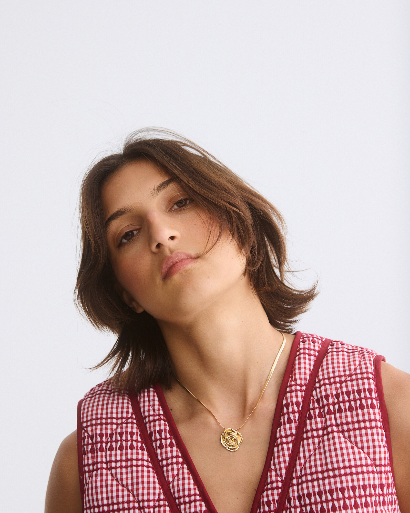 Barbara Gold Tone Rose Pendant Necklace | Oliver Bonas