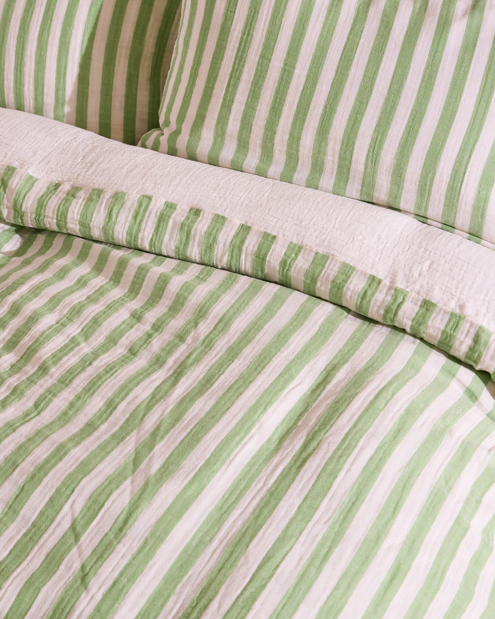 Green Muslin Striped Duvet Cover Set King | Oliver Bonas