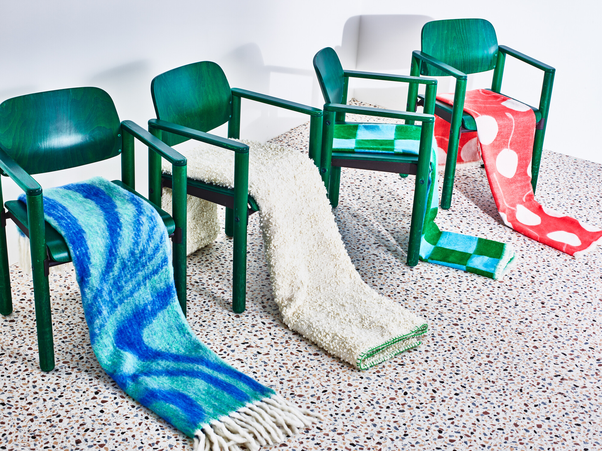 Vivo Cream Boucle Throw | Oliver Bonas