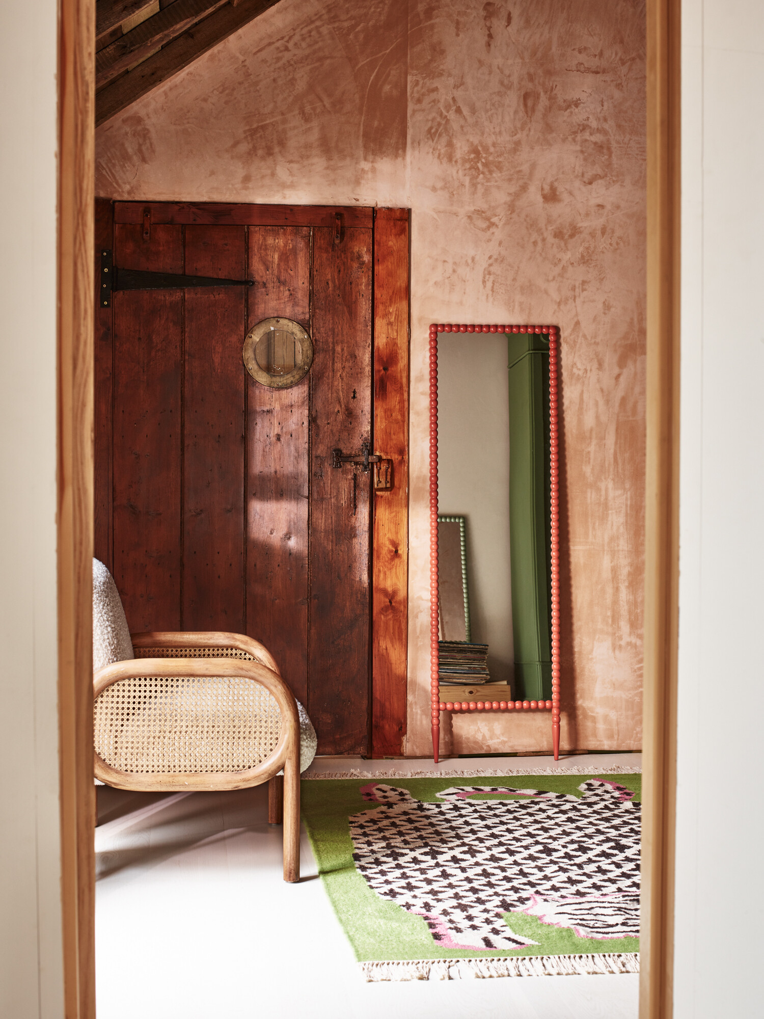 Bobbin Standing Pink Wooden Full Length Mirror | Oliver Bonas