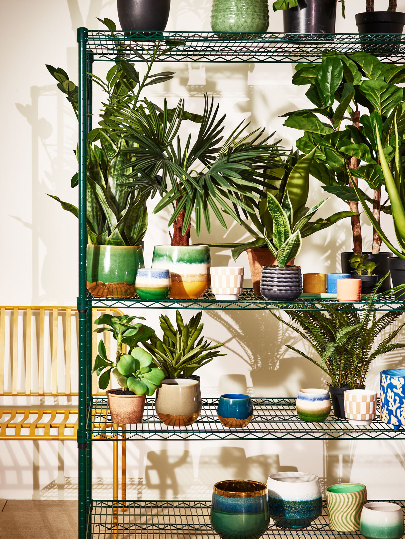 Aria Green Ceramic Plant Pot Large | Oliver Bonas