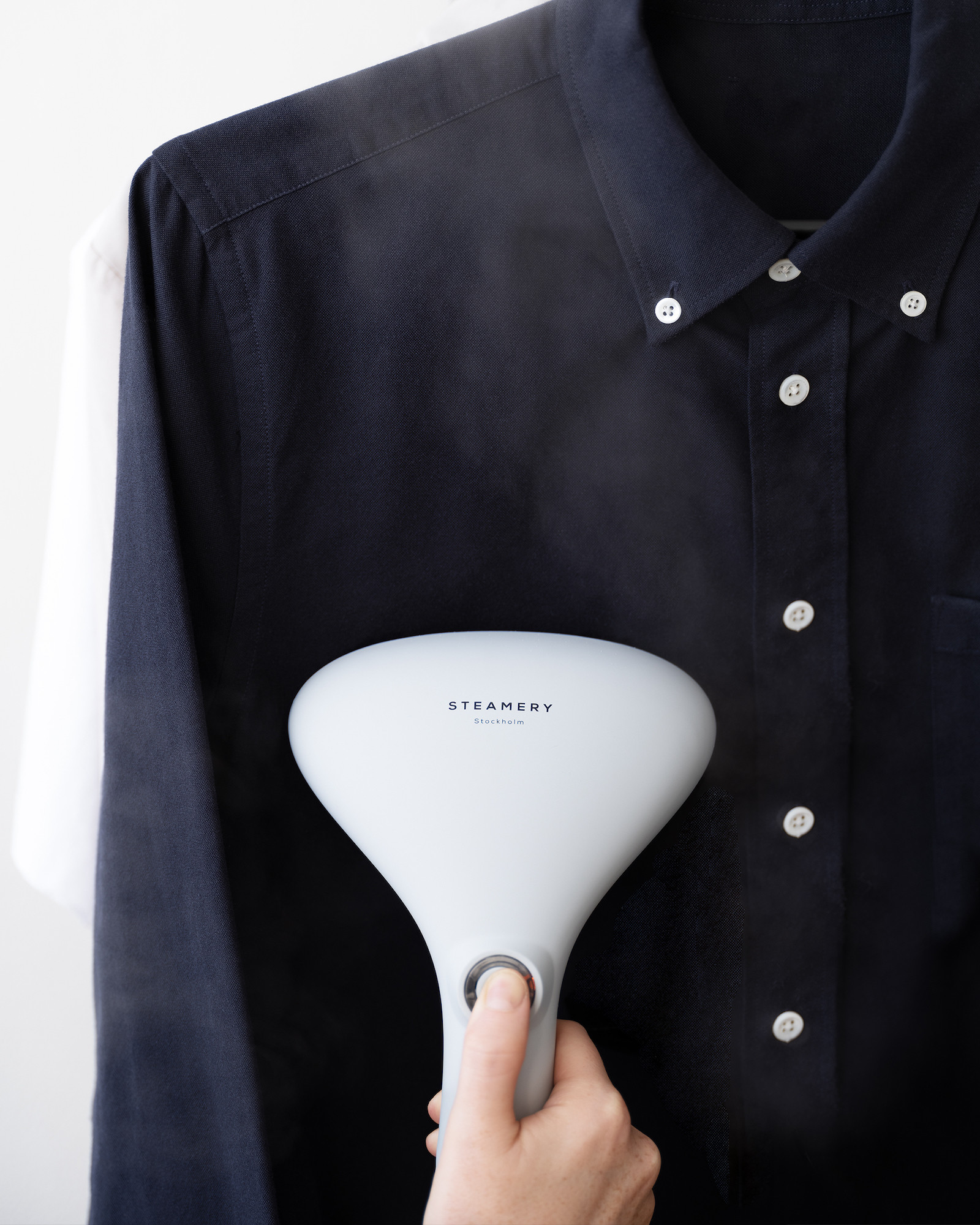 Steamery Grey Handheld Clothes Steamer | Oliver Bonas
