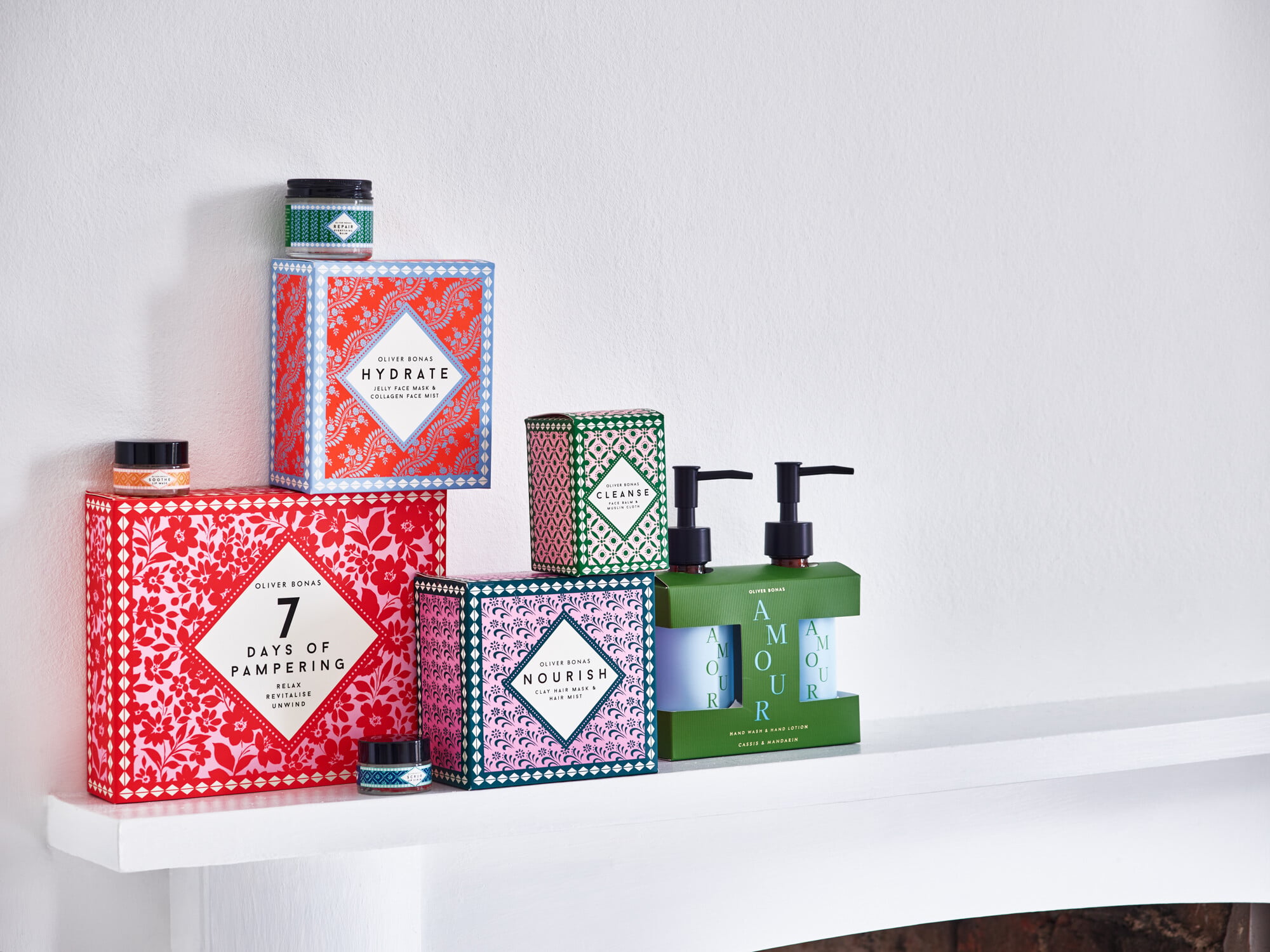 7 Days of Pampering Gift Box | Oliver Bonas