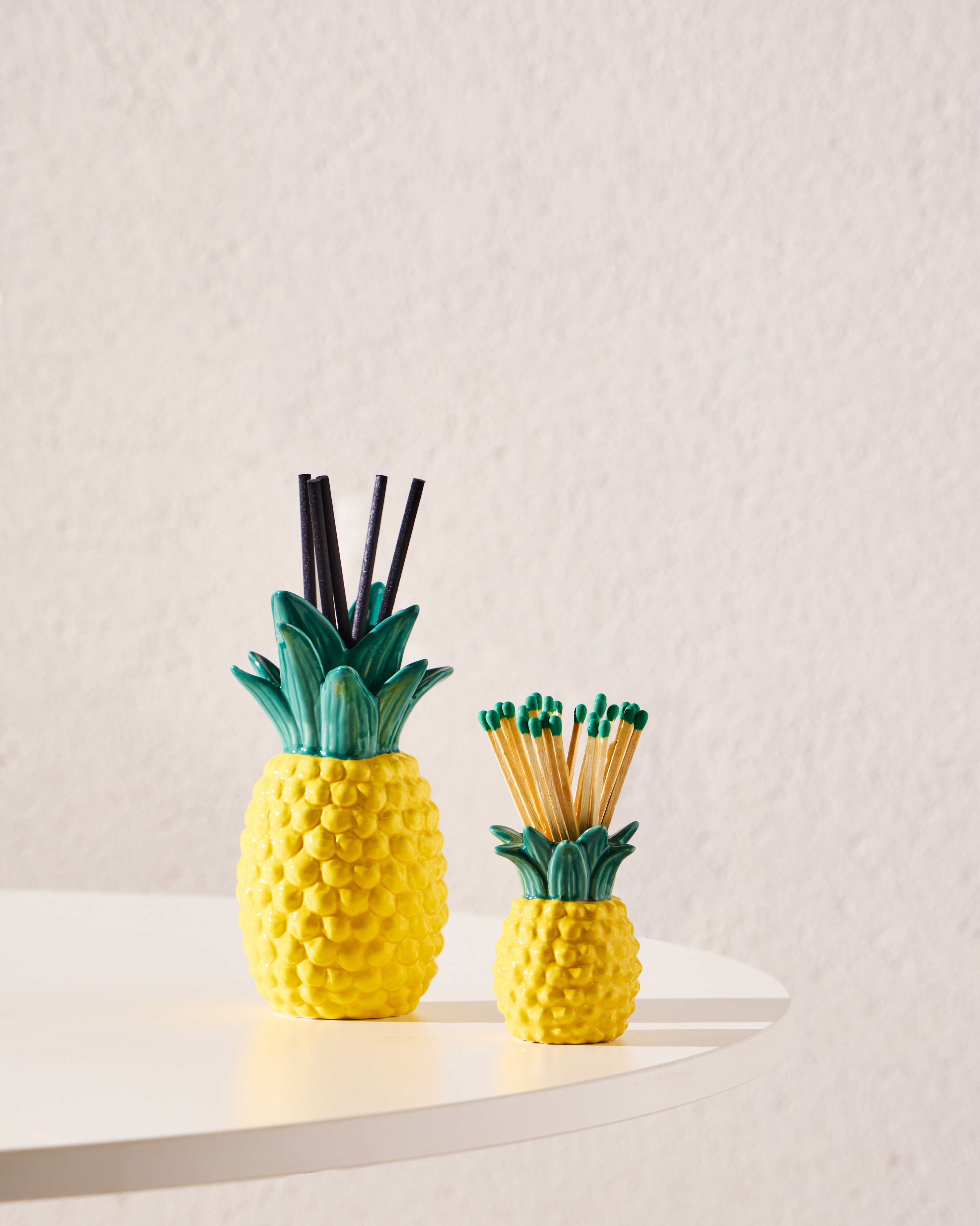 Pineapple Ceramic Reed Diffuser | Oliver Bonas