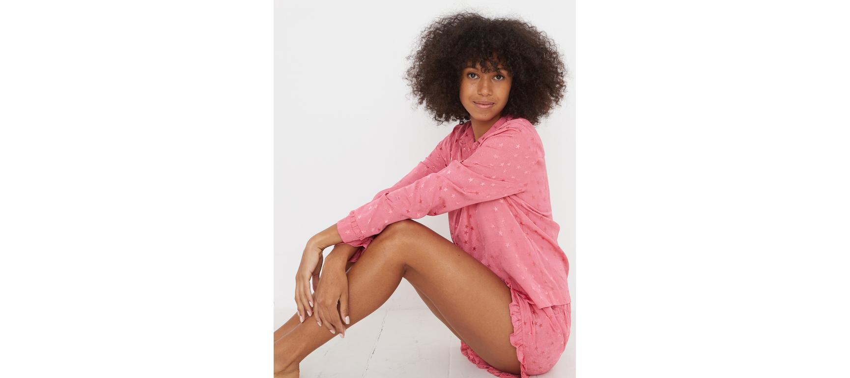 Star Jacquard Pink Short Pyjama Set | Oliver Bonas